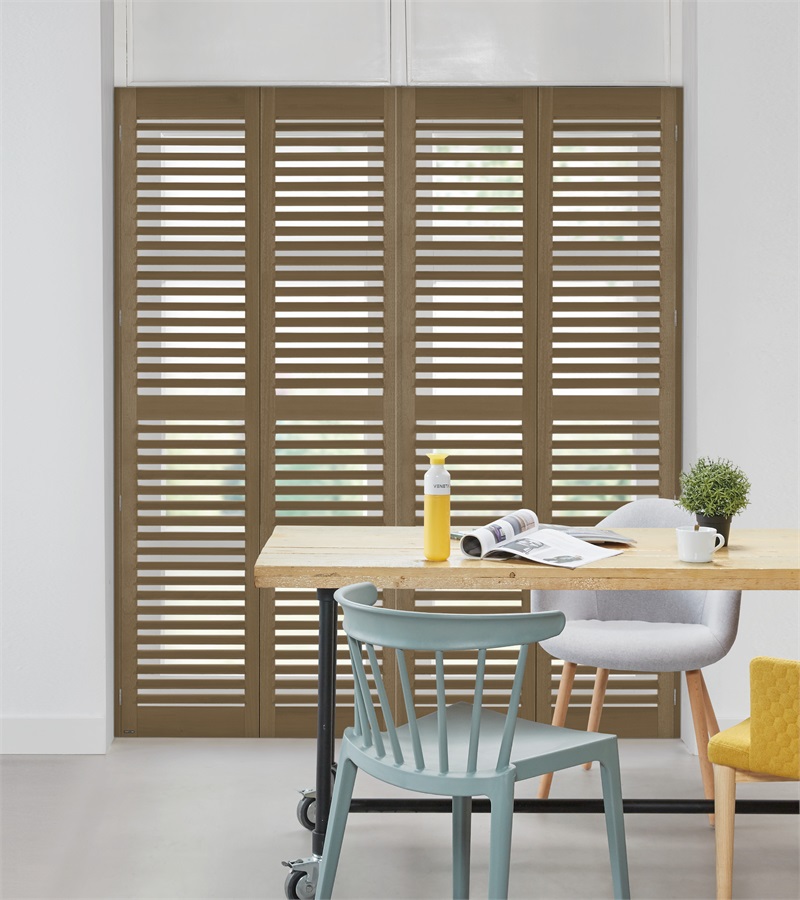 Bruine Shutter 63mm Op Maat (Weathered Teak NW109 109) - Veneta.com